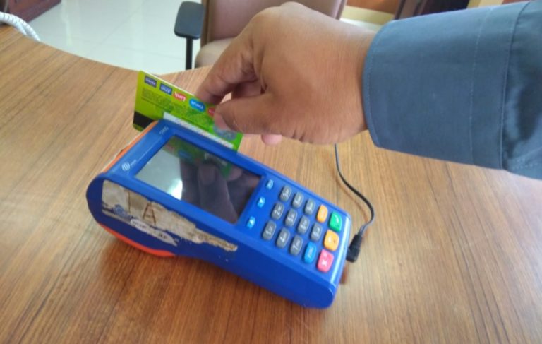 Harga Mesin EDC BRI, BCA, Mandiri, BNI dan Bank Lain - Pintarcaricuan.com